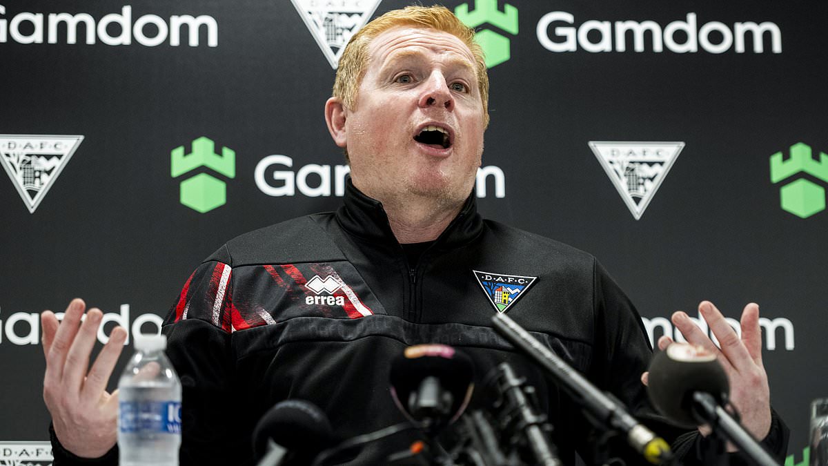Neil Lennon envisage un avenir à long terme avec Dunfermline ...