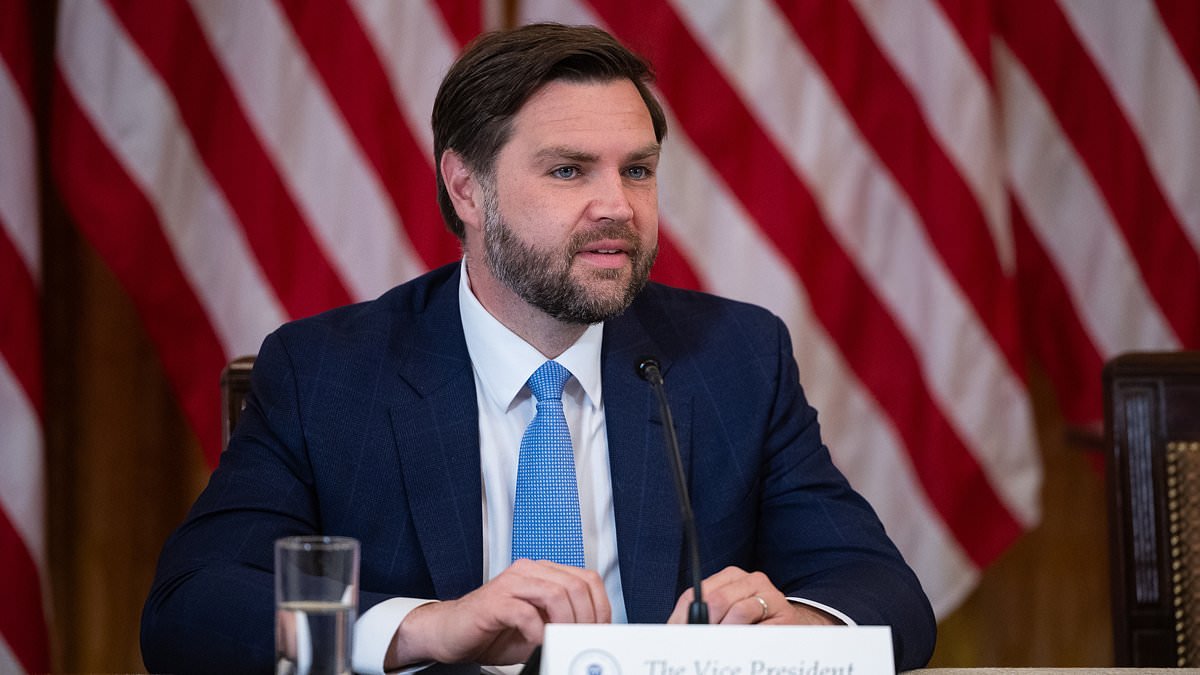 JD Vance met en garde les fans pour la Coupe du Monde 2026 ...